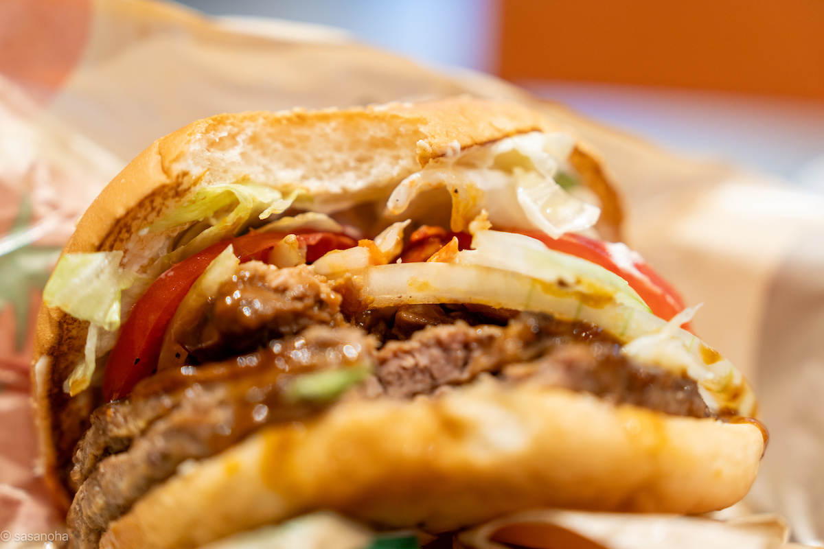 肉のボリュームに魅せられて、バーガーキングの「ダブルスパイシーステーキソースワッパー」を食べてきた！ | ふぉとぷろむなーど